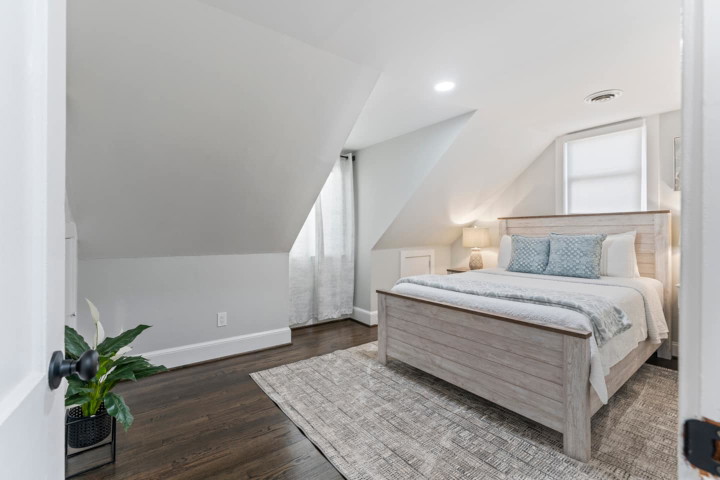 Cozy Upstair Duplex In The Heart Of Fredericksburg - Fredericksburg, VA