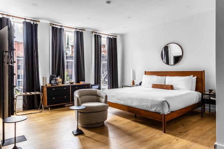 Historic Hotel|king Bed|steps To Great Food&drink - Bangor, ME