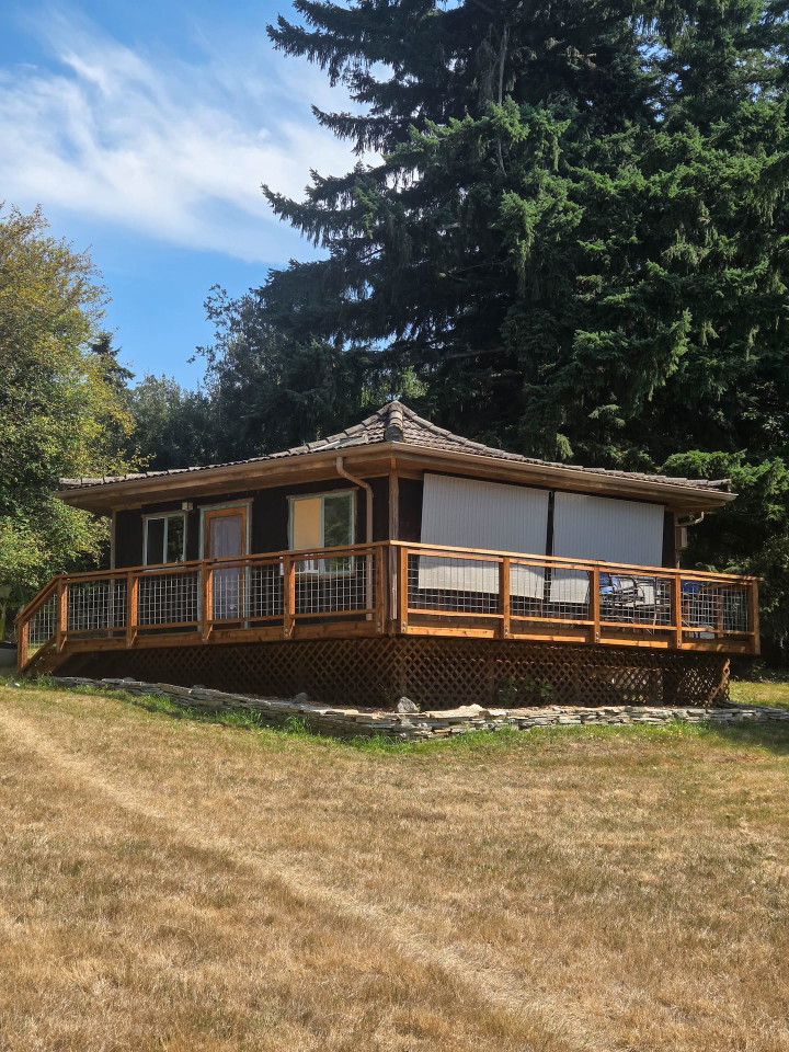 The Pagoda Quiet Cabin Retreat - Bellingham, WA