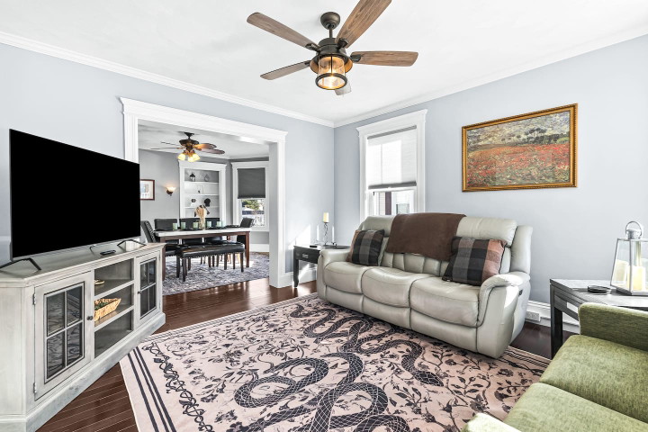 Moody 5br | Backyard | Fire Pit & Grill | Parking - 沙連