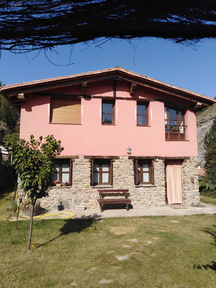 Casa Berastegui, Experiencia Rural En El  Cidacos - Enciso