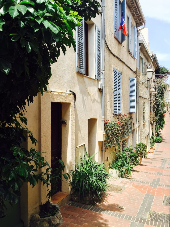2 P. En Duplex Dans Authentique Maison De Pêcheur - Juan les Pins