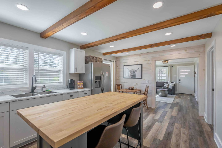 The Cottage At Pine Ridge *Hot Tub & Fire Pit* - Morganton, NC