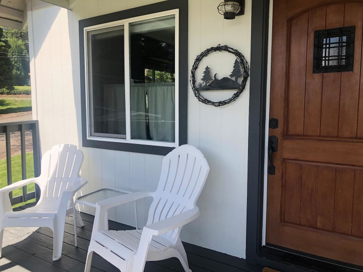 Tucci House - Cozy Historic Home - Sleeps 10 - McCloud, CA