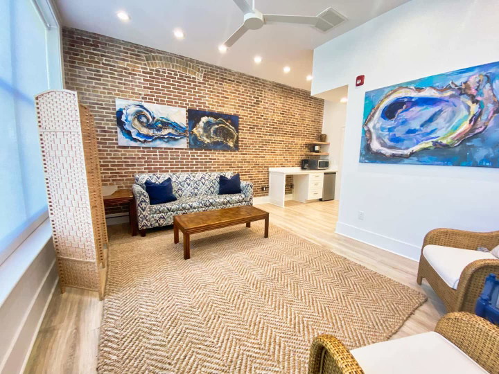 Oyster Oasis, Modern Loft In Historic Downtown - Cape Charles, VA