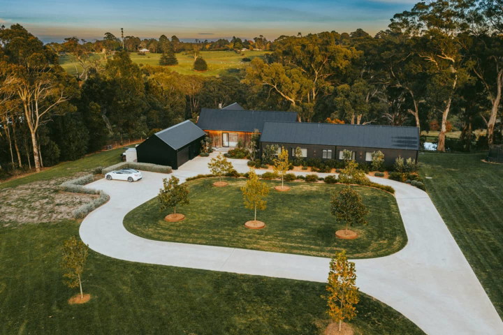 Injala House - Designer Masterpiece, Exeter - Bundanoon