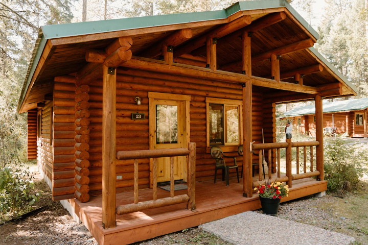 Ponderosa Pet-friendly Cabin - Whitefish, MT