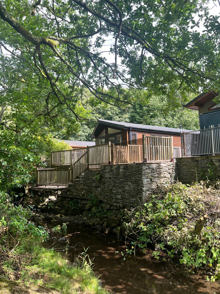 Molly Tarn Lodge - Ambleside