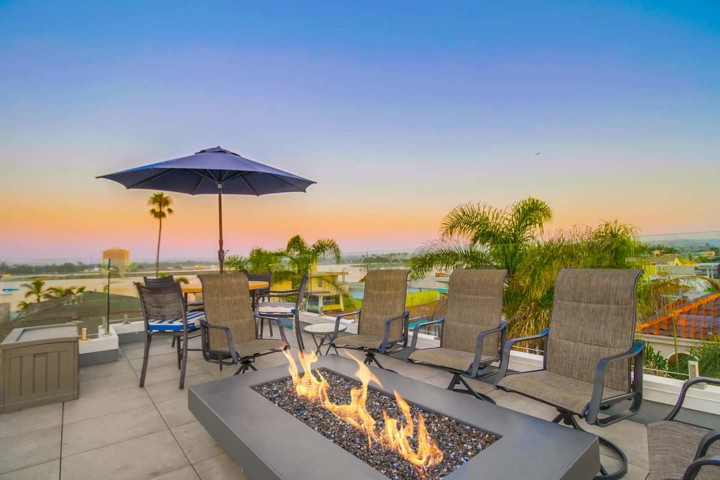 5 Outdoor Spaces * 3,000sf Interior * Water Views - San Diego, CA