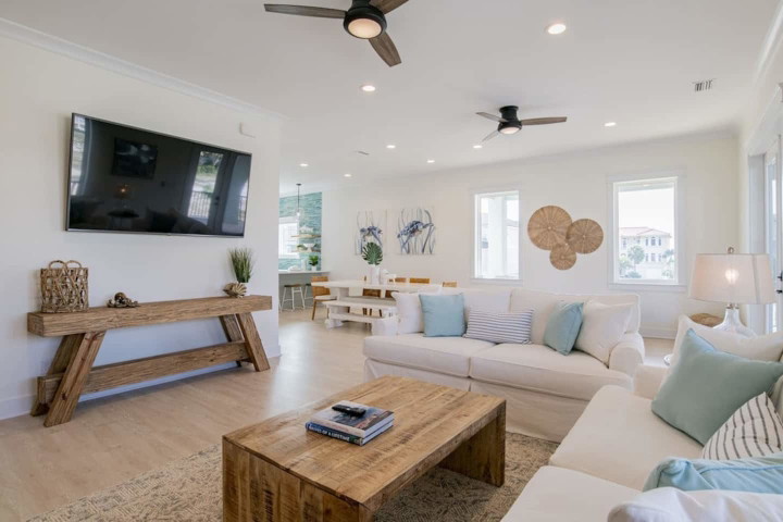 Laguna Key | Gulf Shores | Gorgeous Home With Beach, Pool, And Lagoon Access! Pet Friendly! - Florida