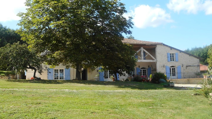 Villa 190m2 10pers Piscine 45h Forêt Et Lac Privés - Lot-et-Garonne