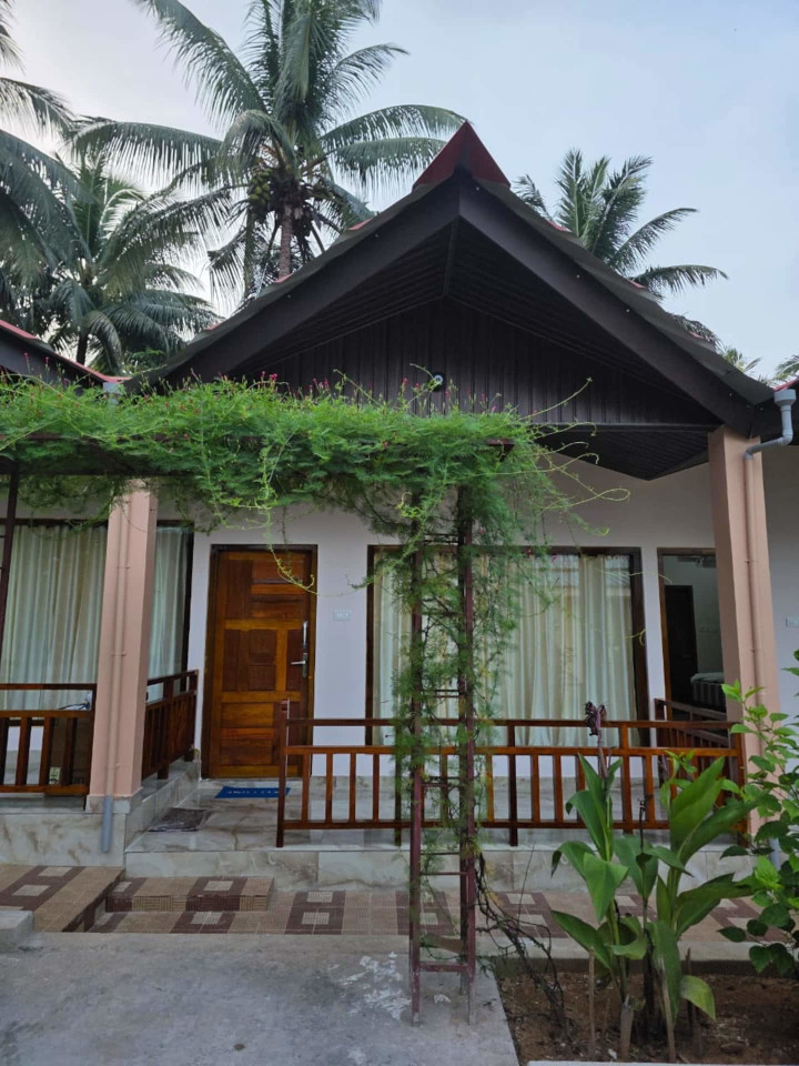 Cocoon B&b | Private Cottage With Modern Comforts - Neill Island