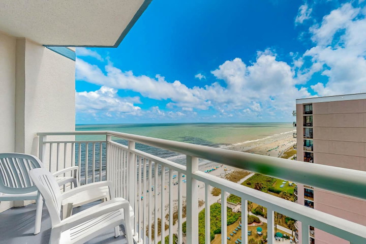 Carolinian Beach Resort 1734 - Myrtle Beach, SC