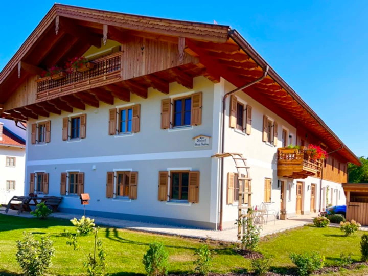 Dream House Rent, 4 Bedroom Wi-fi, Garden Mountain - Rosenheim