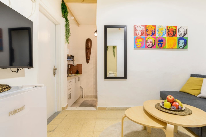 Lovely 1-br Apt By The Beach/cozy Bed/washer&dryer - Israel