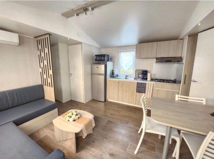 Superbe Bungalow - Camping 4* - Narbonne