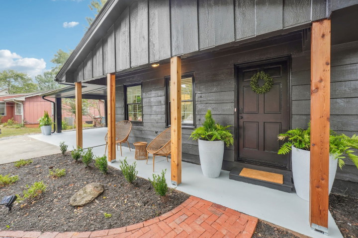 3br Walk To Dt  Fire Pit & Games Retreat - Alpharetta