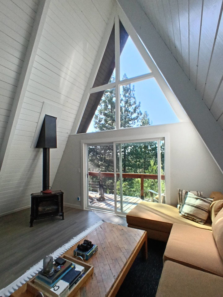 Ursulaunplugged The A-frame In The Clouds. - Running Springs, CA