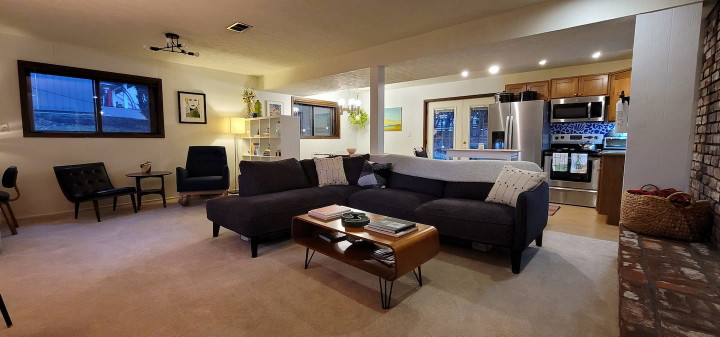 Mid-century Apt - Walk To Reed - Portland, OR