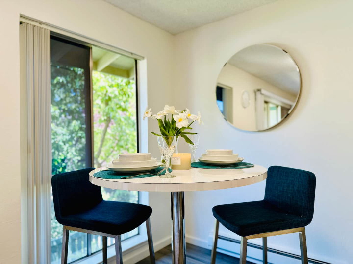 Modern 1br Condo In Concord | Full Kitchen | Ac - Pleasant Hill, CA