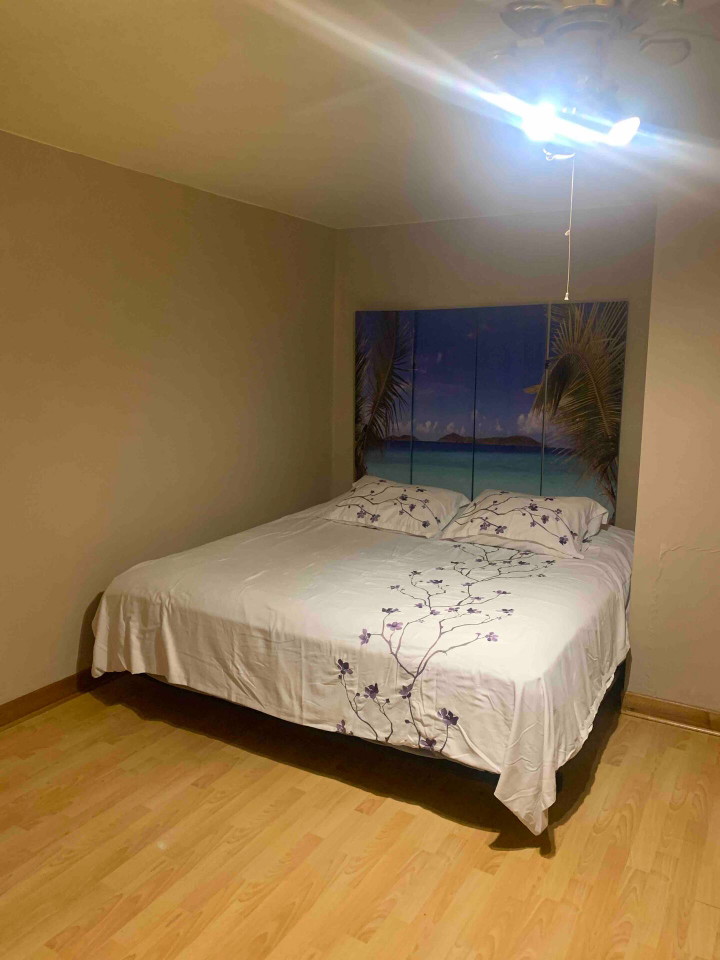 Vintage Ecotourism- Feel Like Home, Little Bedroom - Campbellford