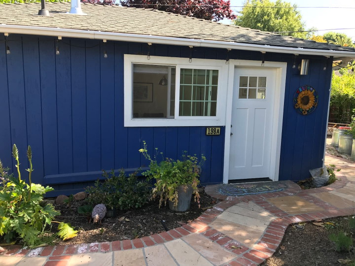 Blue Cottage - Menlo Park, CA