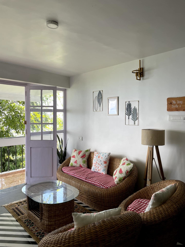 2 Bedroom Suite With Indoor Fireplace & A Balcony - Kalimpong