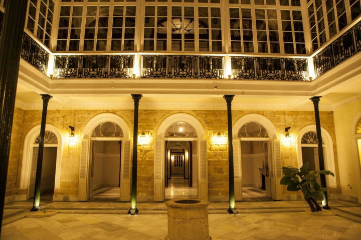 Casa Palacio En Pleno Centro Jerez + Parking - Jerez de la Frontera