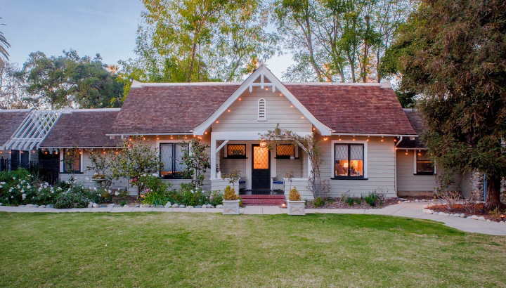 Gracious Historical Cottage On Tranquil Estate - Los Angeles