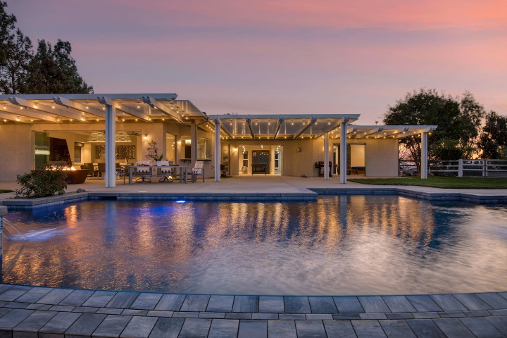 Summit Ranch By Avantstay | Infinity Pool + Views - Temecula, CA