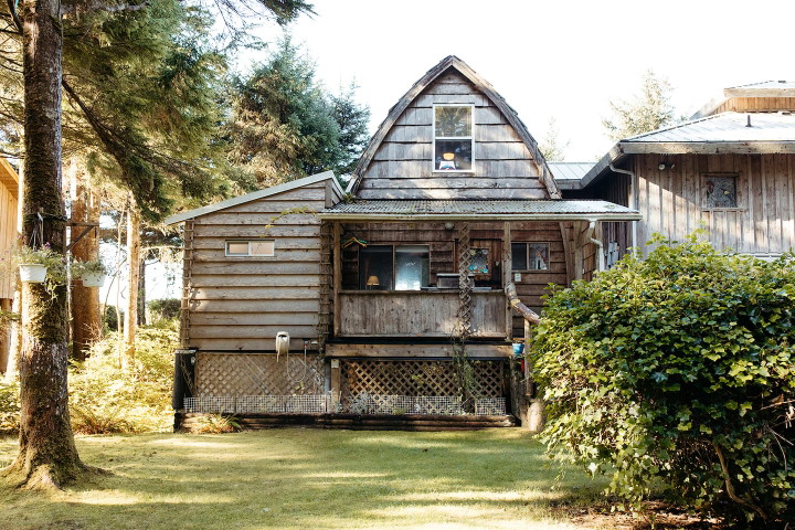 Michel's Cabin, Tofino B.c. - Vancouver Island