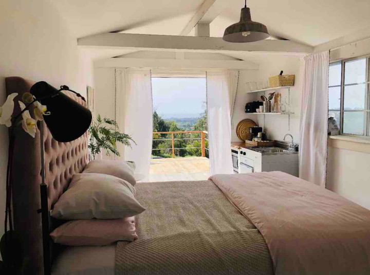 30% Off! Malibu Charming Suite Ocean View Queen Bed - Calabasas, CA