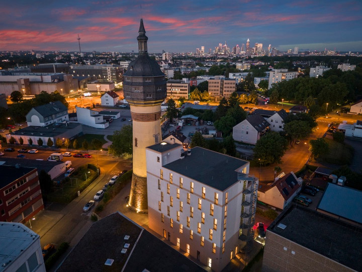 003  Vierbettzimmer Mit Doppelbett Und Schlafsofa - Frankfurt
