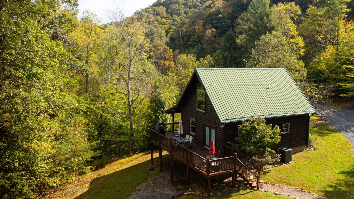 Secluded Woodland Cabin Near South Holston River - Bristol, TN