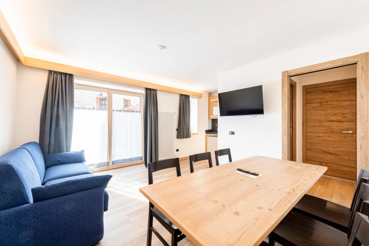 Deluxe Two Bedroom Apartment | Residence Nevegall - Livigno