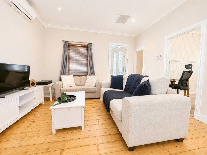 Charming Period Cottage In The Heart Of Ballarat - 밸러랫