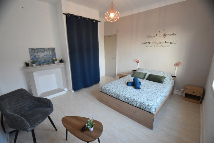 Logement Calme - 1 Chambre Avec Clim Et Terrasse - Agen