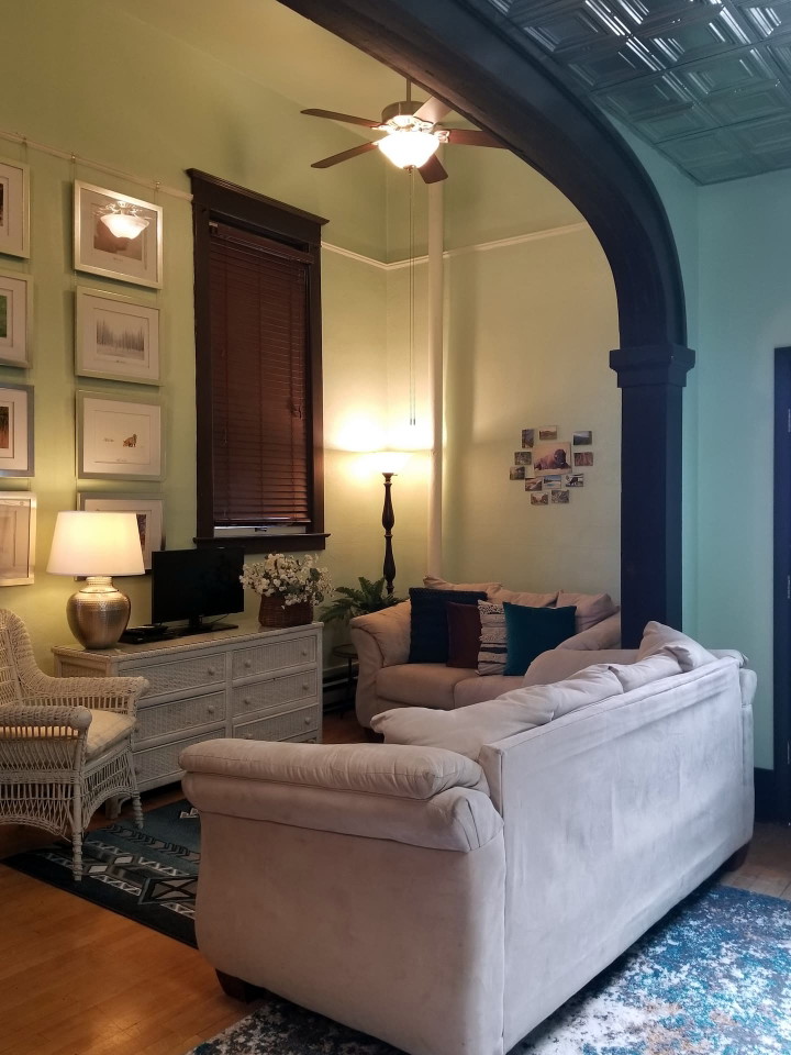 Grand Historic Grabow Yellowstone 2 Br (105) - Livingston, MT