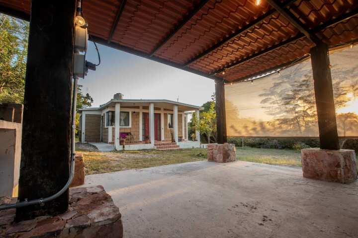 Casa JunÃpero; Cabin 15 Min From Armadillo - Mexico