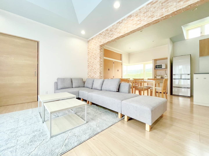 [Entire House] Maximum 12 People/excellent Access To Sightseeing/aomori Center/parking Lot Available/3 Minutes Walk From The Station/enjoy All Seasons - Hirosaki