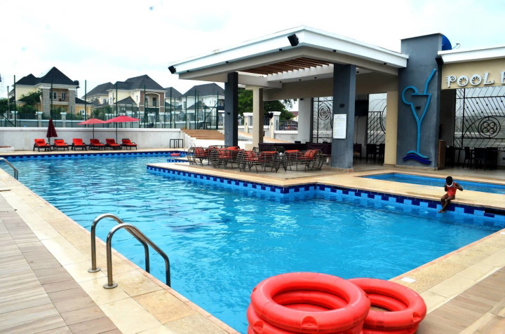 Logement Luxueux De 3 Chambres Près De L'aéroport D'abuja | ÉLectricité 24h/24 Et 7j/7wi-fi - Nigeria