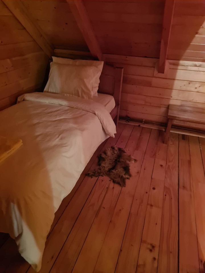 Cabana Din Lemn,combinați De Modern Cu Traditional - Slănic Moldova