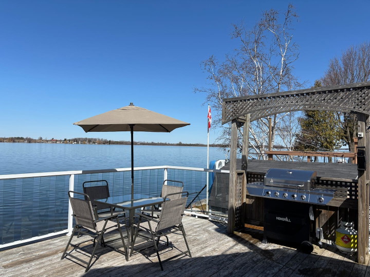 Waterfront Cottage - Fire Pit, Dock, 1hr Toronto - Kawartha Lakes