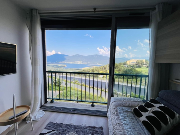 View Of Lake Matemale, Cosy Retreat For 4 People - Les Angles