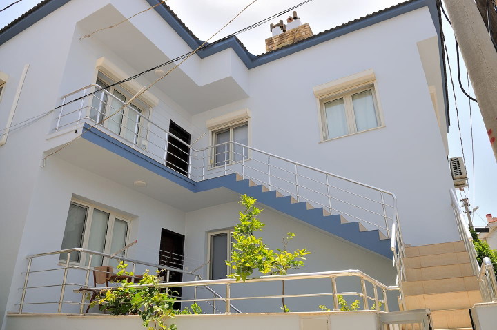 Corner House - Çeşme