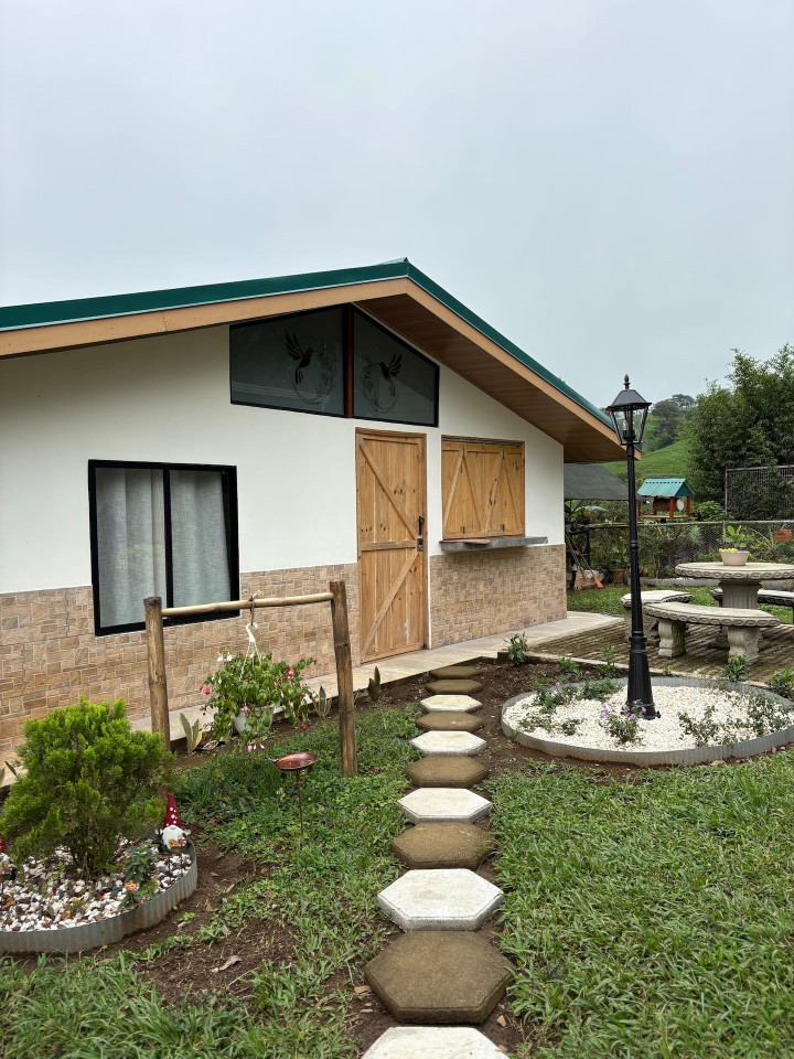 Casa Colibrí - Quesada