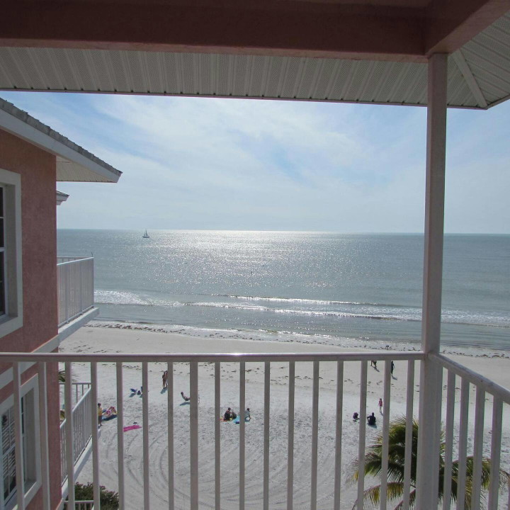 Edison Beach House - Fort Myers Beach, FL