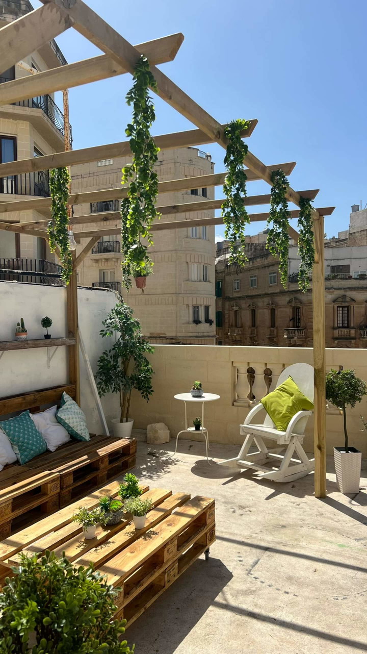 G Share Room For 10, One Minut To Sliema Beach - Malta