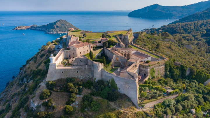 Short Rentals Tuscany - In The Center Of Porto Ercole - Orbetello