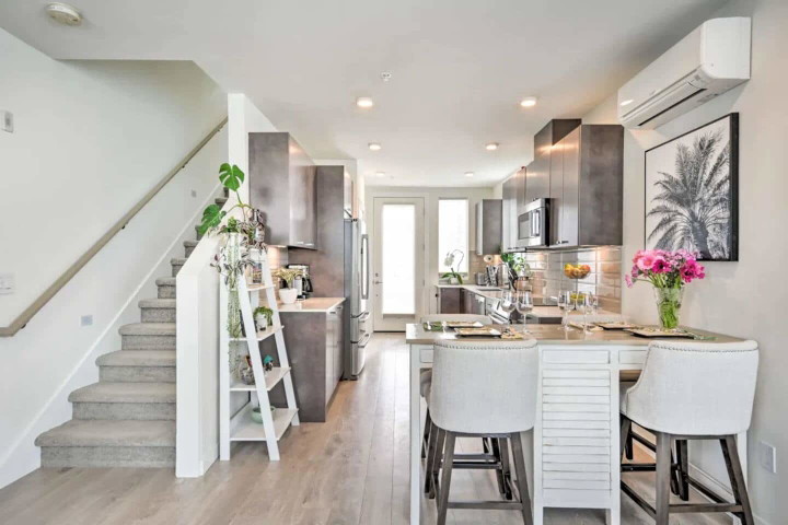 Modern Townhome In Ballard 15 Min To Space Needle - Seattle, WA
